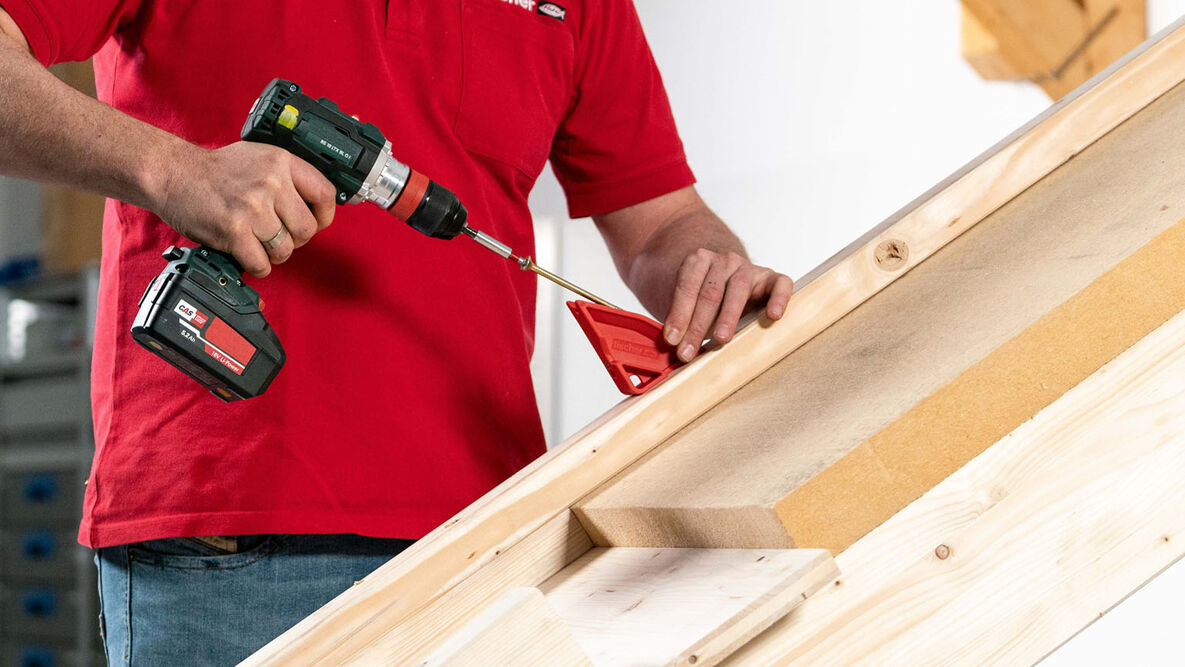 Sparren-Pfette-Verbindung im Holzrahmenbau – fischer.de - fischer Austria