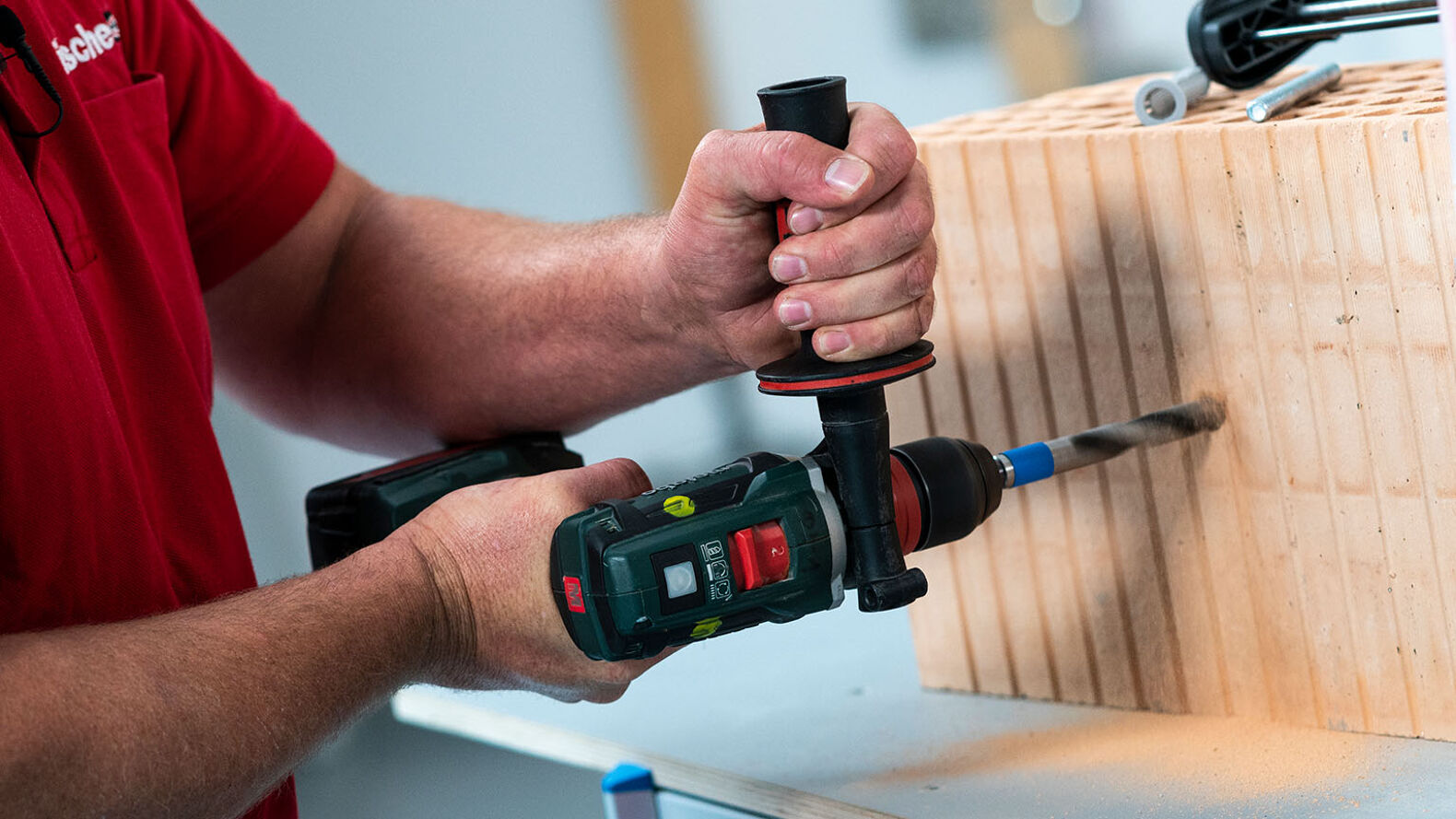 Befestigung in Mauerwerk – Fachwissen – fischer | fischer