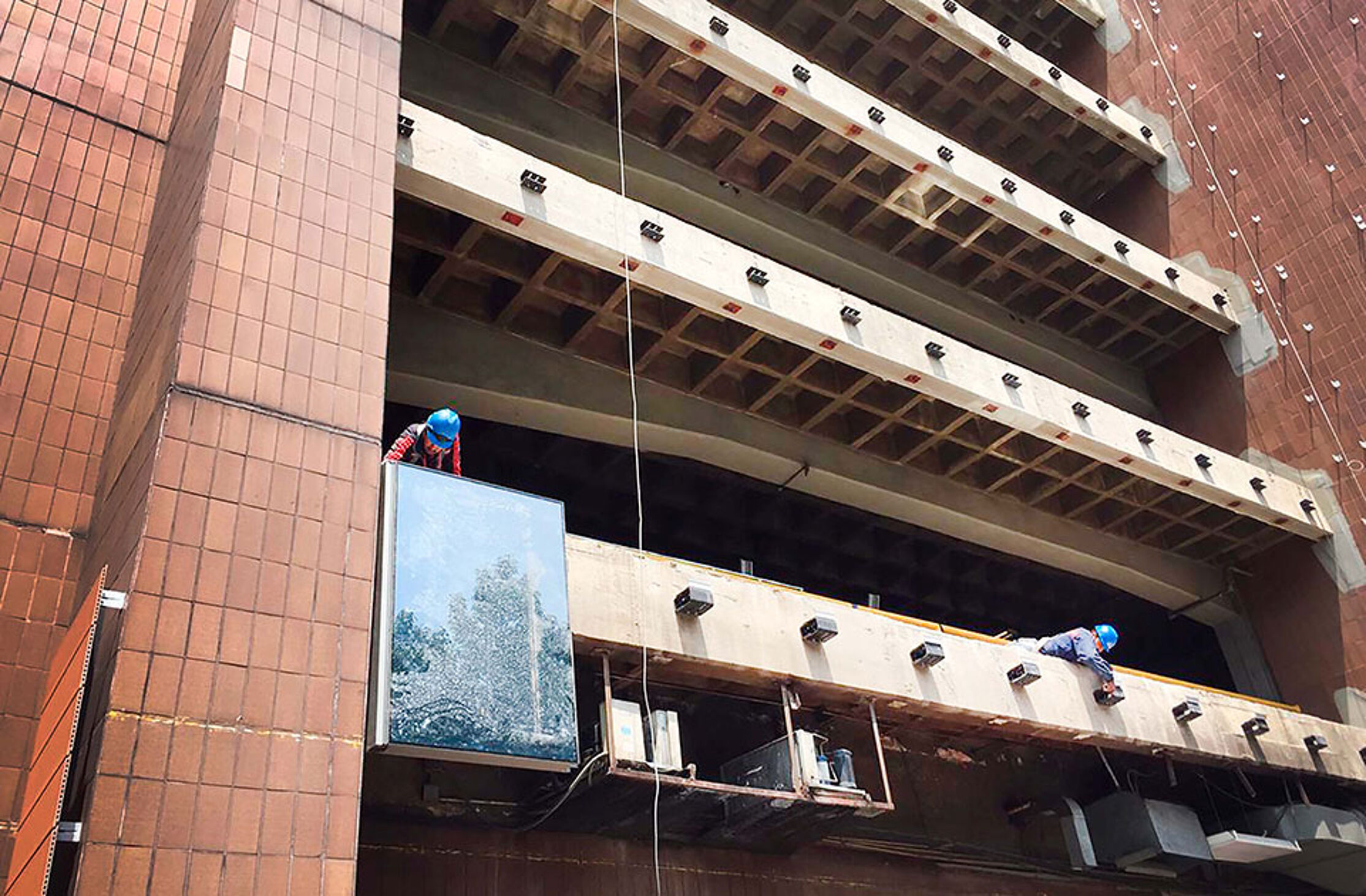 Fassade erstrahlt in neuem Glanz | fischer