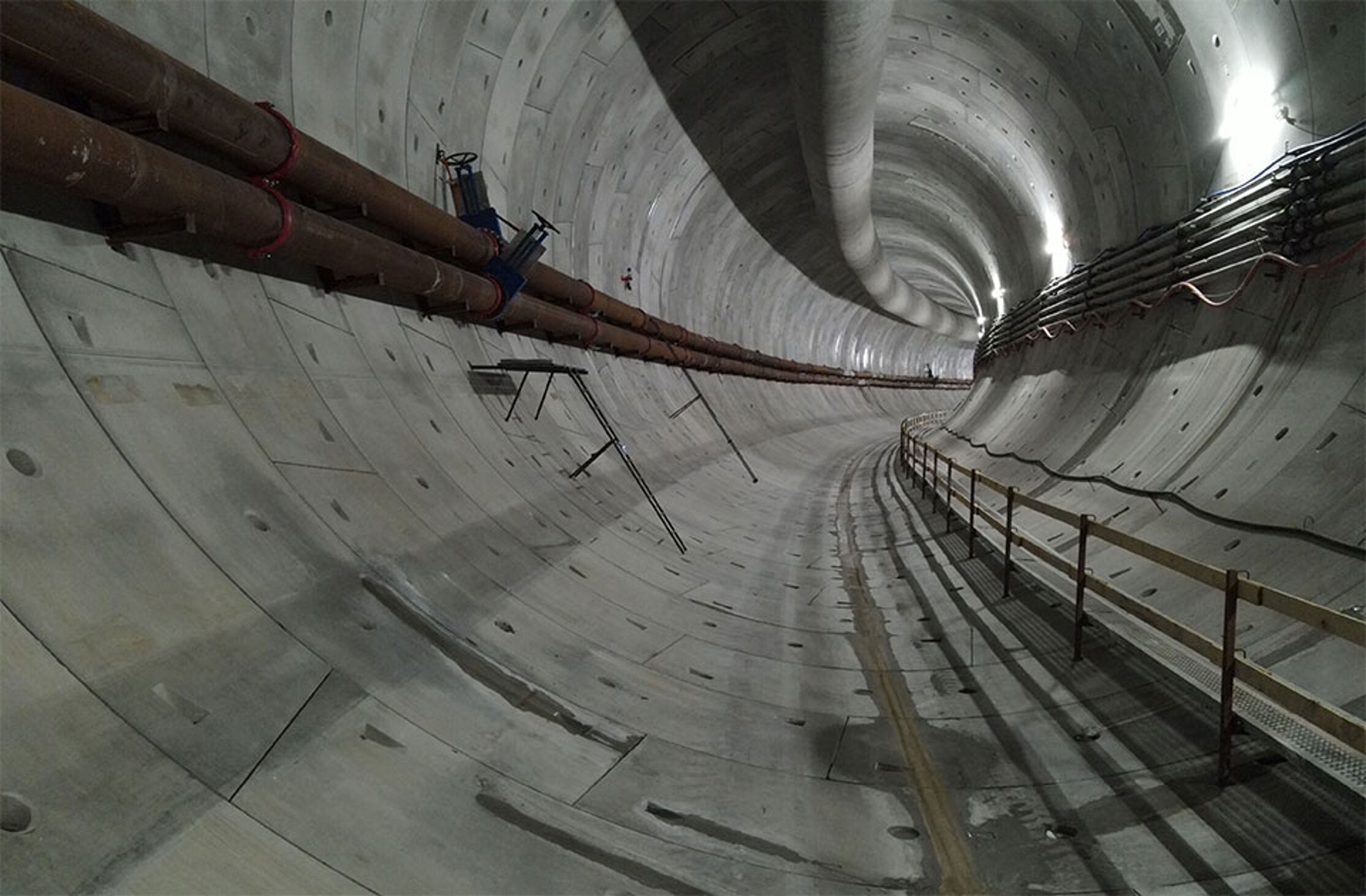 Tunnel Herausforderungen - fischer international